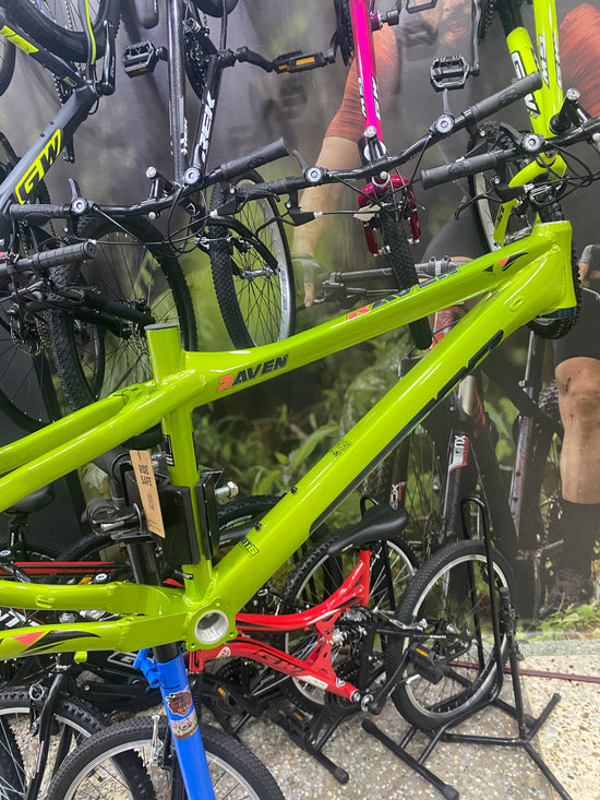 Marco Cuadro Gw Raven 26 – Ciclo Omar